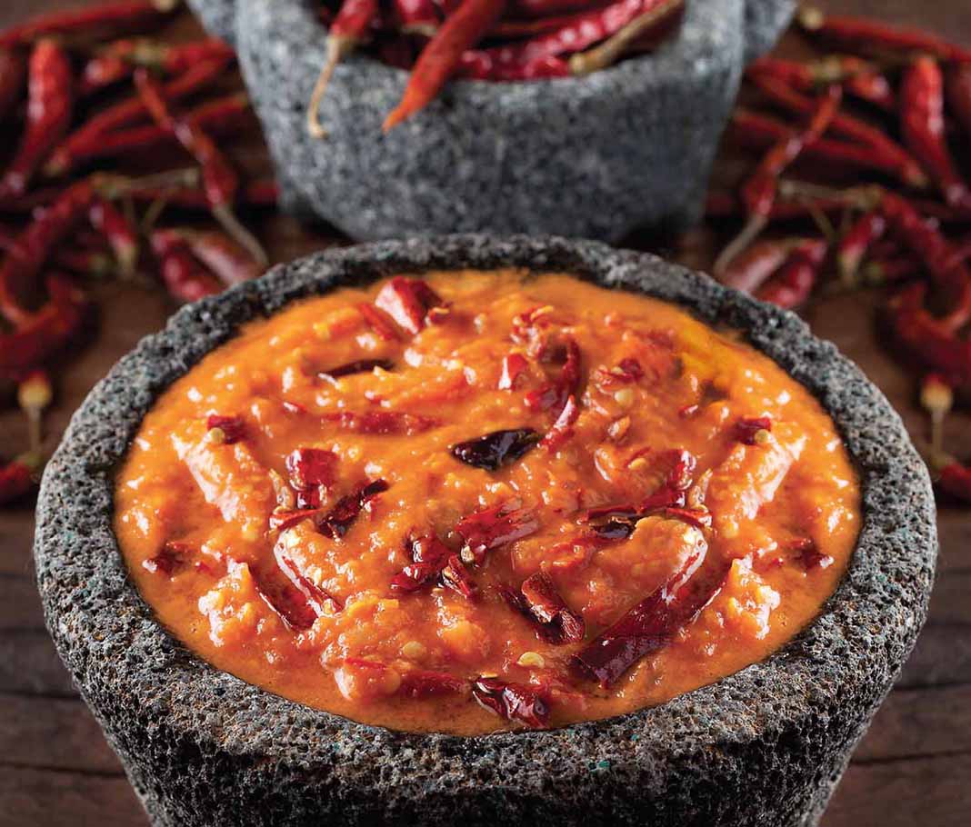 Salsa frita de chile de árbol – Chefs Jaime y Ramiro